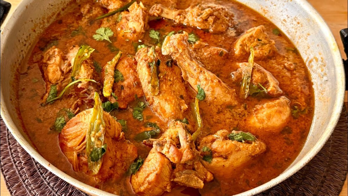 Chicken Mumtaz Recipe | chicken with silky smooth gravy | Restaurant ...