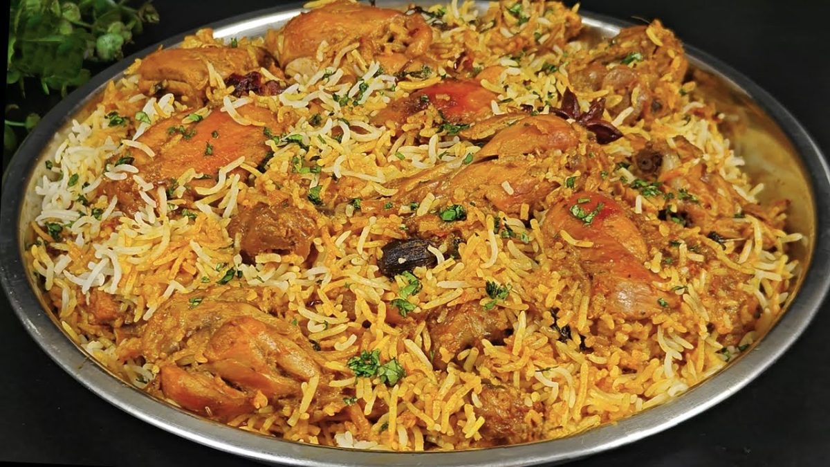 Chicken Biryani | Chatpati Masala Chicken Biryani Recipe | Bombay Style ...