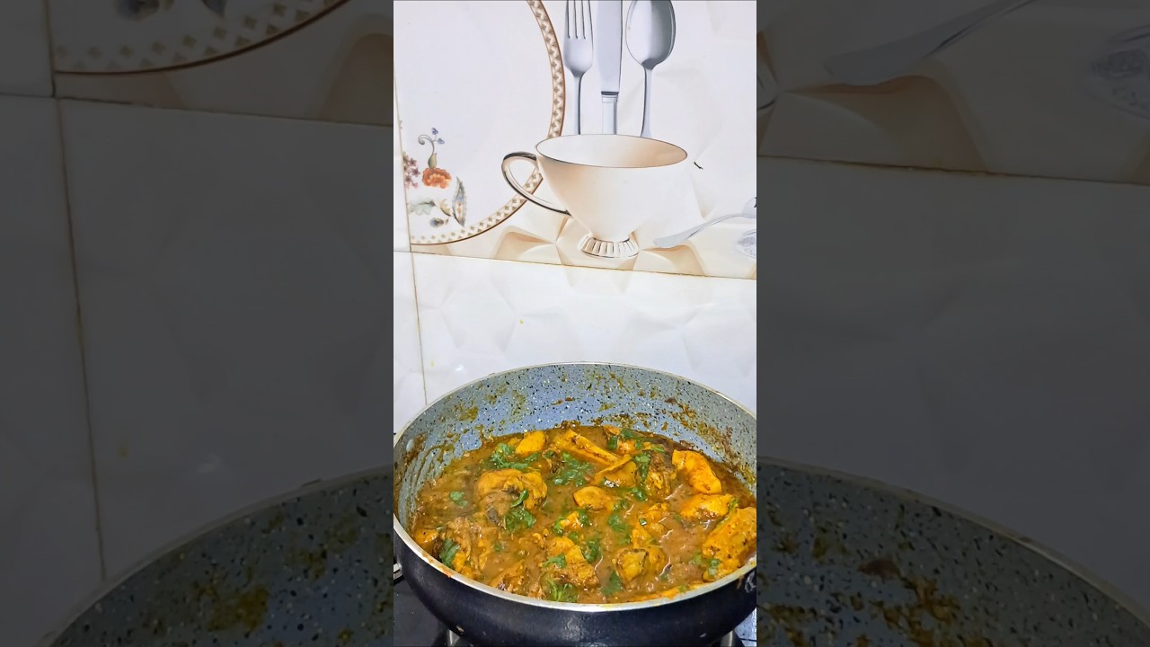 Spicy Chicken Gravy in 30 Seconds 😋🍗 | Easy Homemade Recipe - Amazing ...