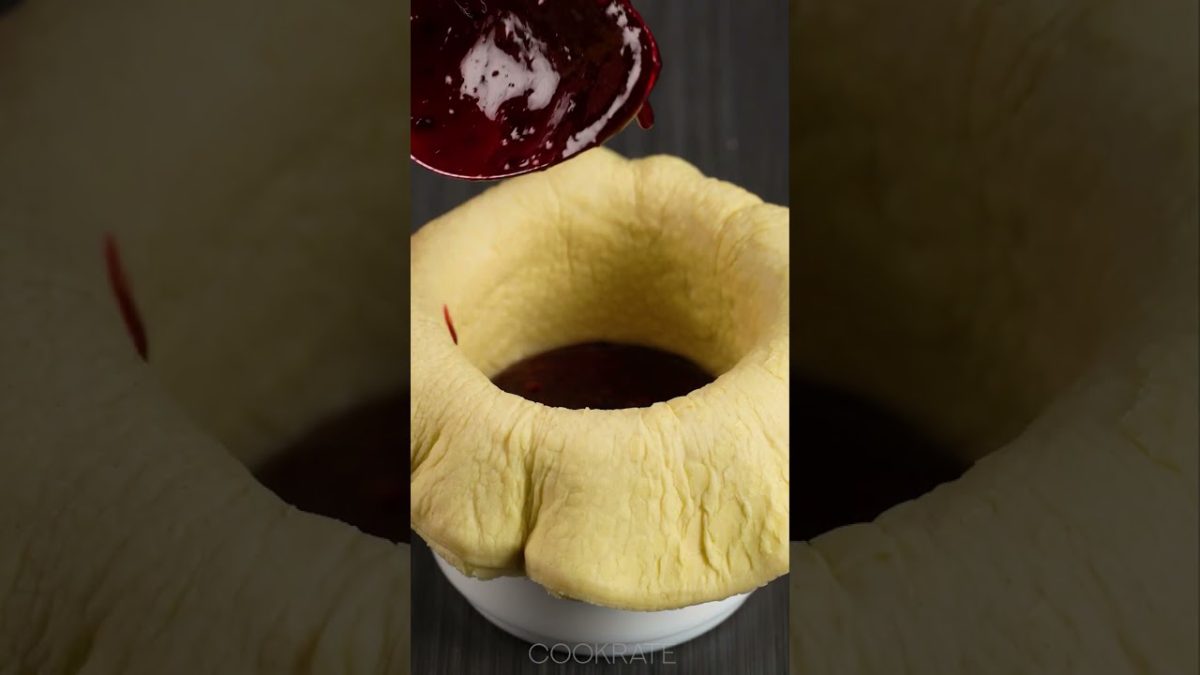 Le fameux dessert feuilleté qui rend le monde entier fou ! - Amazing ...